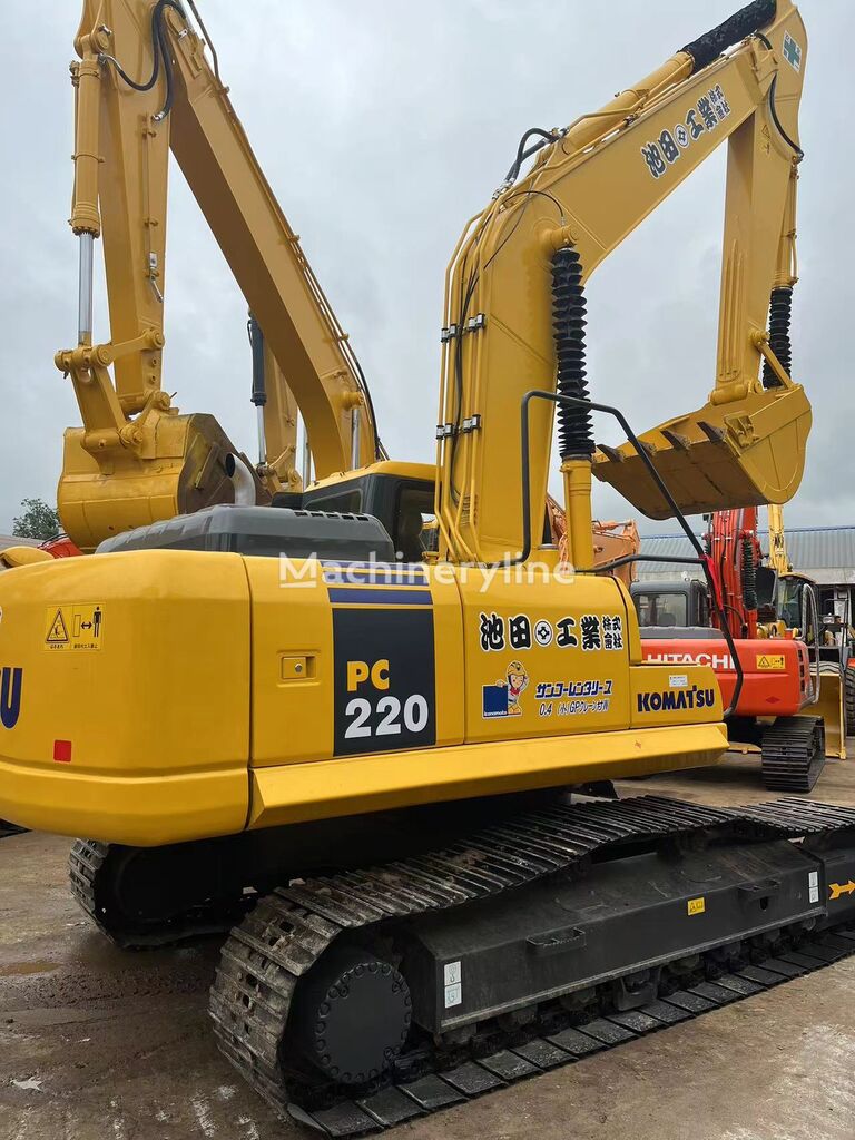 Komatsu PC220 bager guseničar