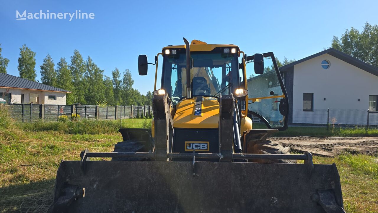 JCB 4CX bager-utovarivač