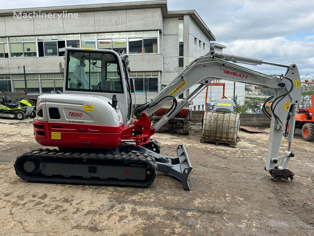 Takeuchi TB260 mini bager