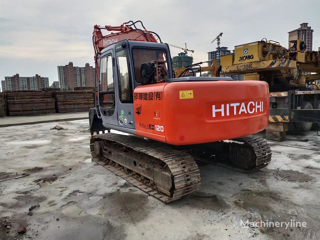 Hitachi EX120 bager guseničar