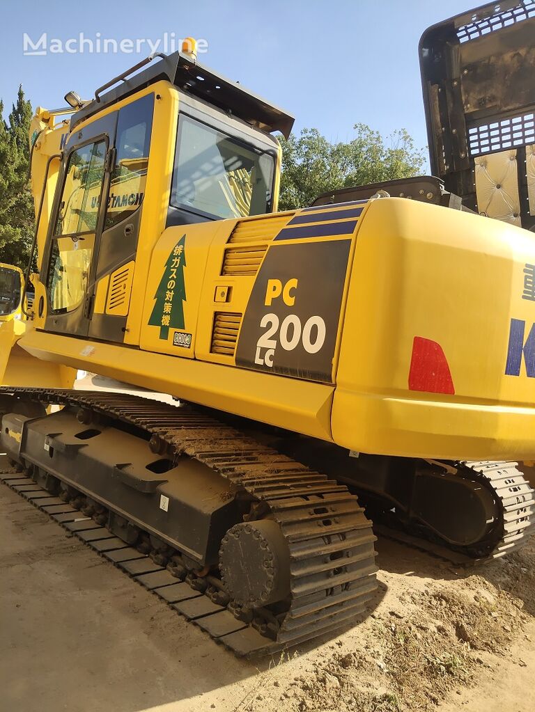 Komatsu PC200 360 400 450 350 300 220 55 60 70 130 120 35 18 20 bager guseničar