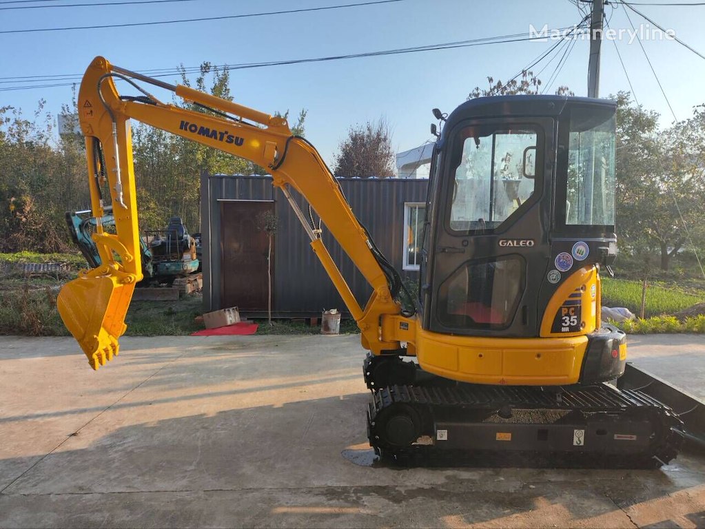 Komatsu PC35 mini bager