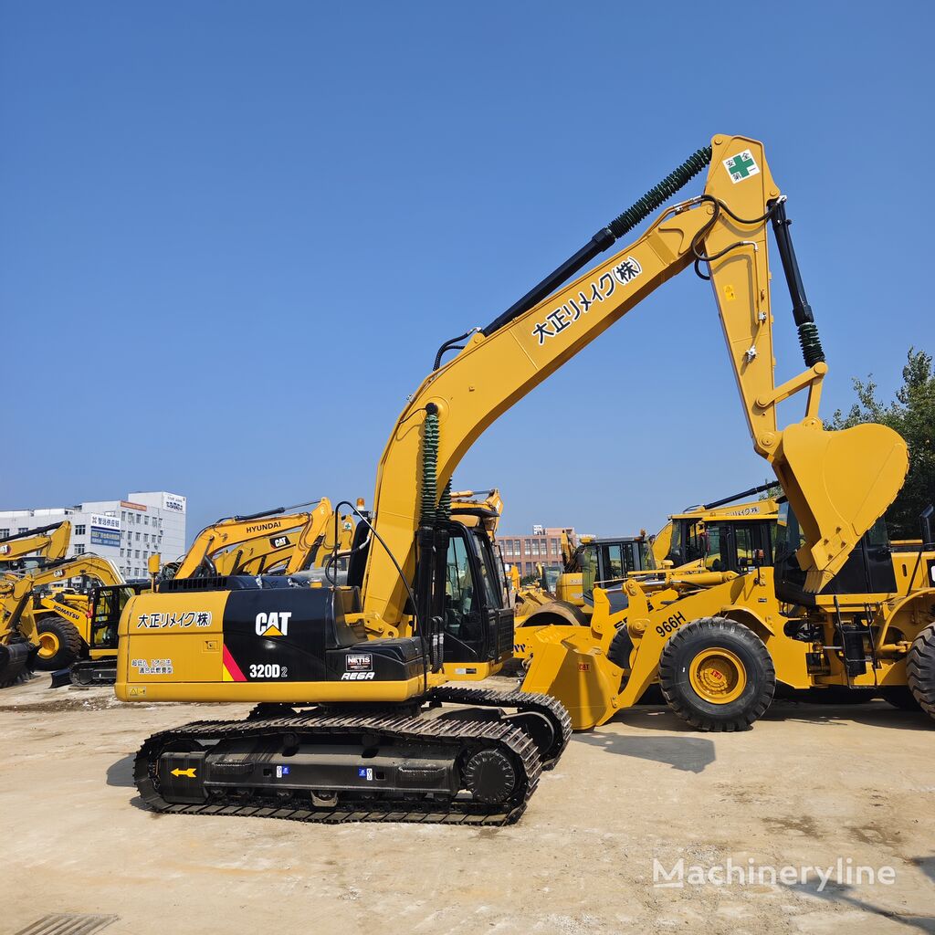 Caterpillar 320D bager guseničar