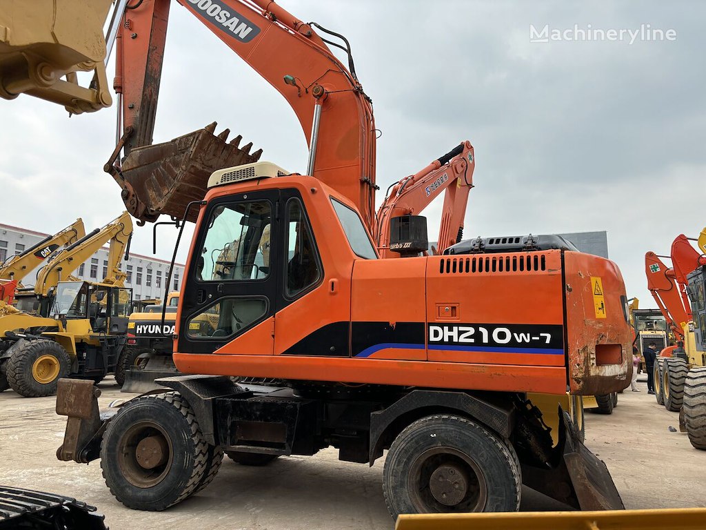 Doosan DH210W-7 bager točkaš