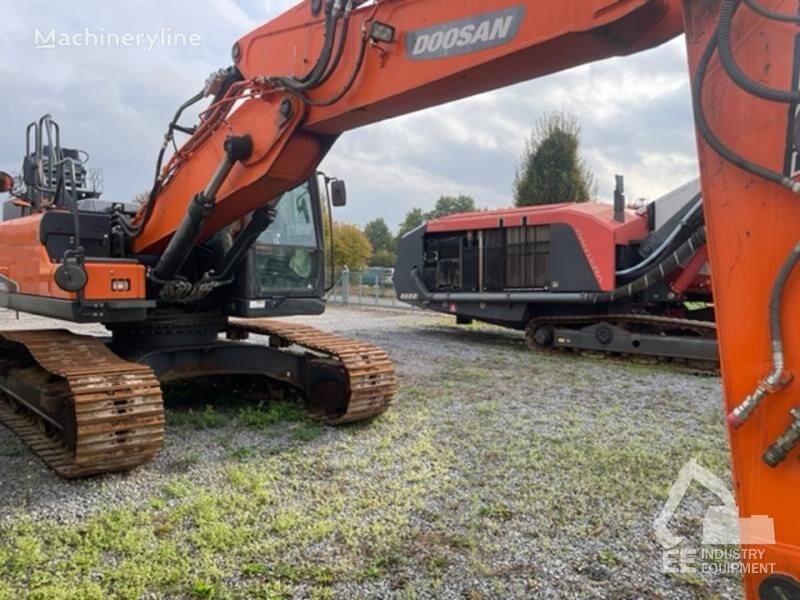 Doosan DX 235 LC-5 bager guseničar