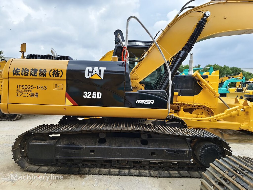 Caterpillar 325D bager guseničar