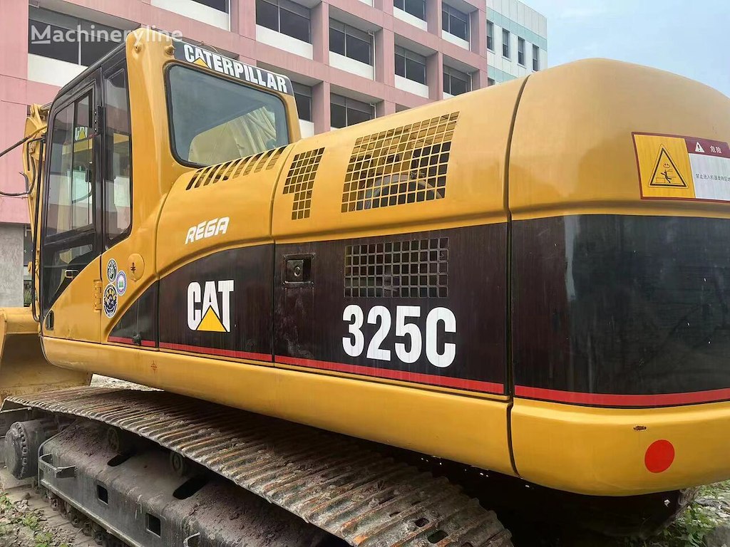 Caterpillar 325C bager guseničar