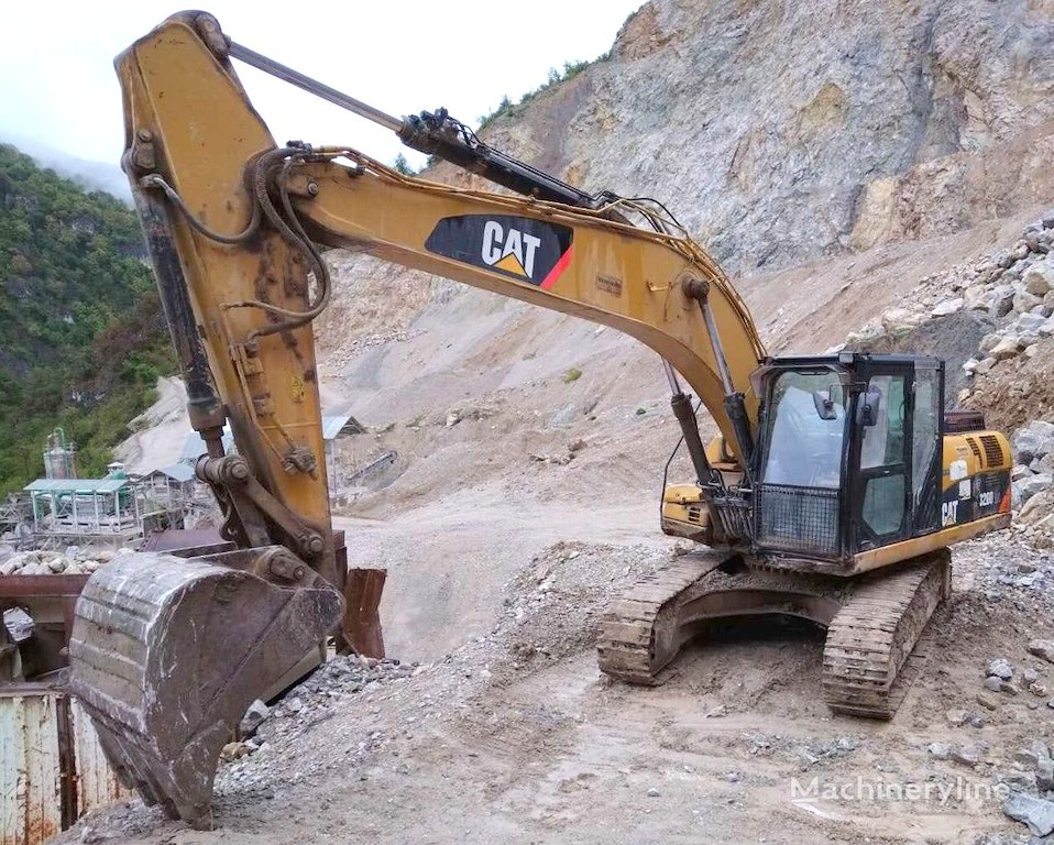 Caterpillar 320DLN bager guseničar