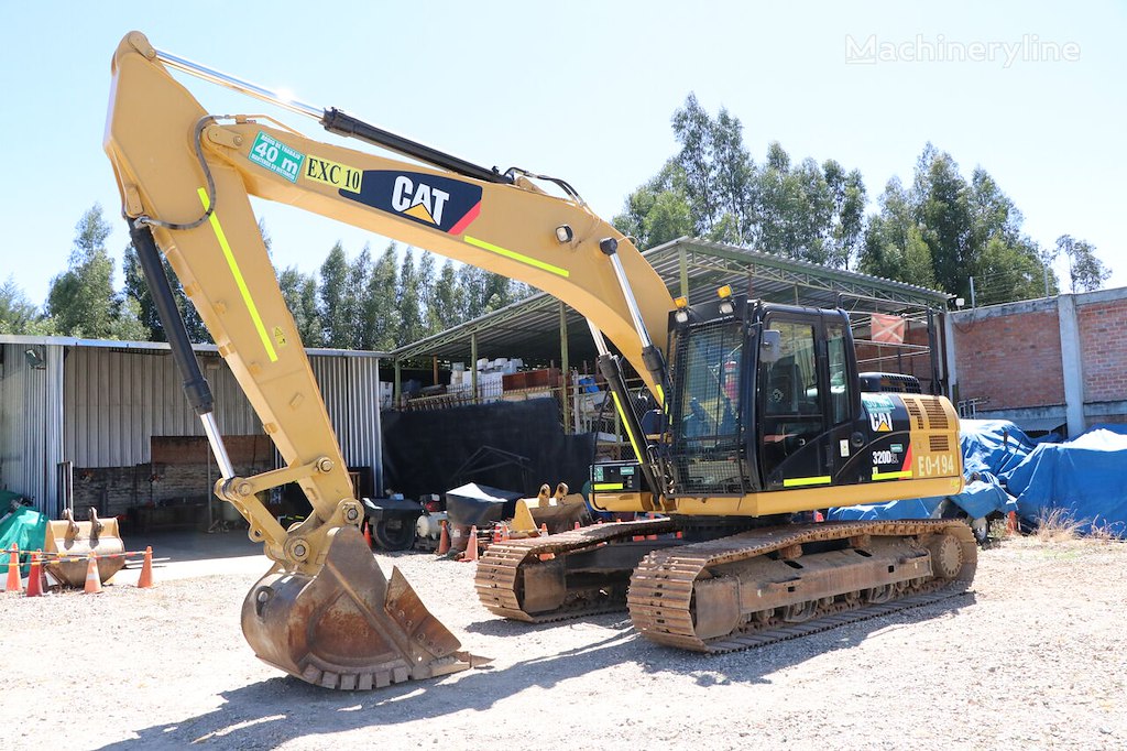 Caterpillar 320 D2L bager guseničar