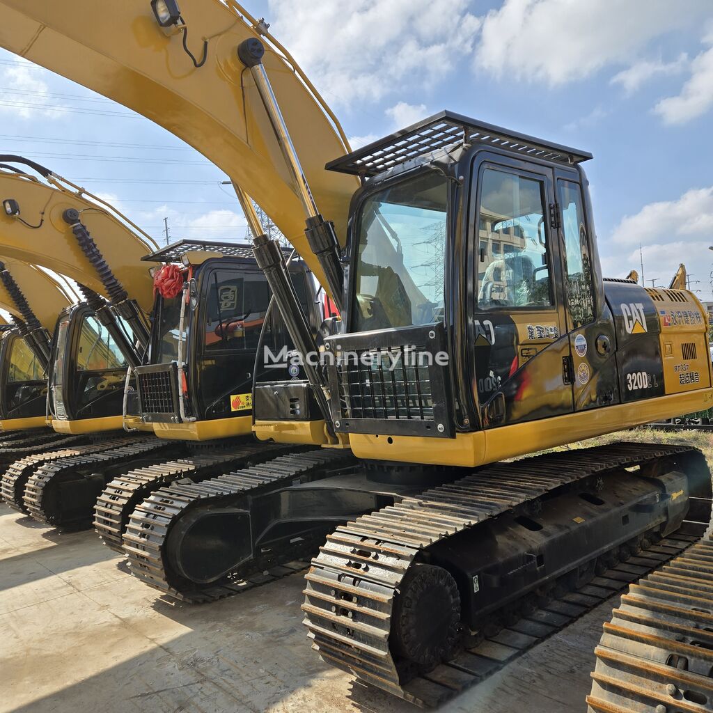 Caterpillar 320D2 bager guseničar