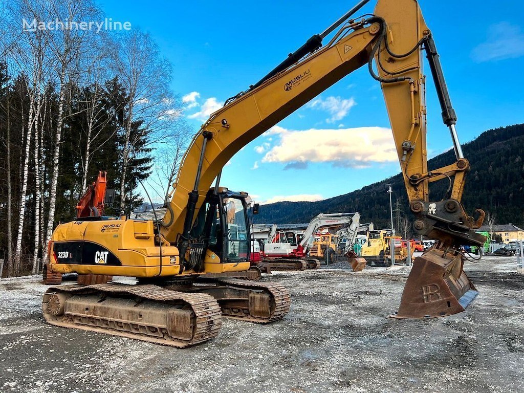 Caterpillar 323 DL Schnellwechsler 1x Löffel bager guseničar