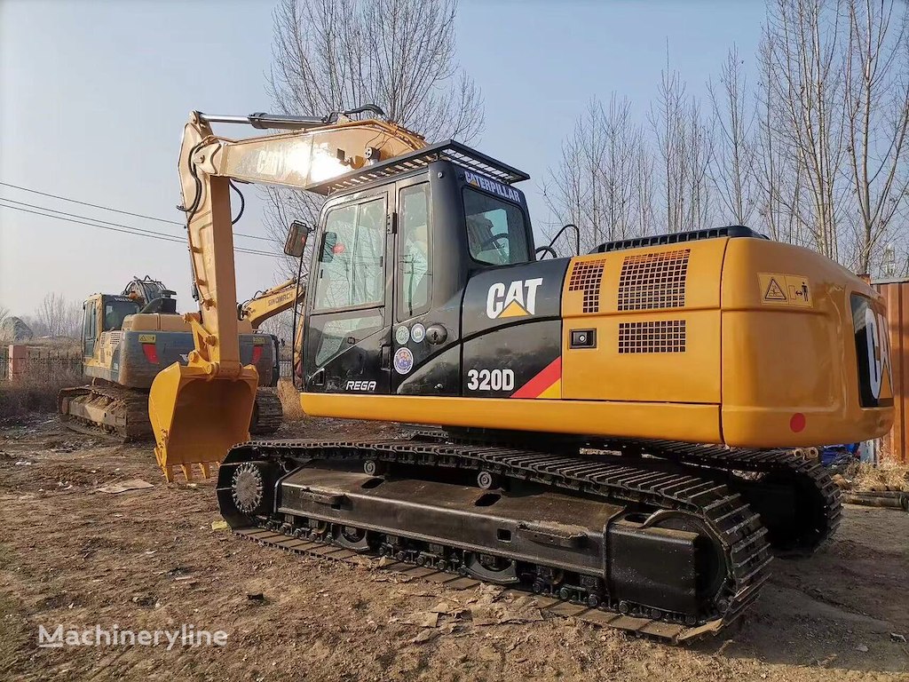 Caterpillar 320D bager guseničar