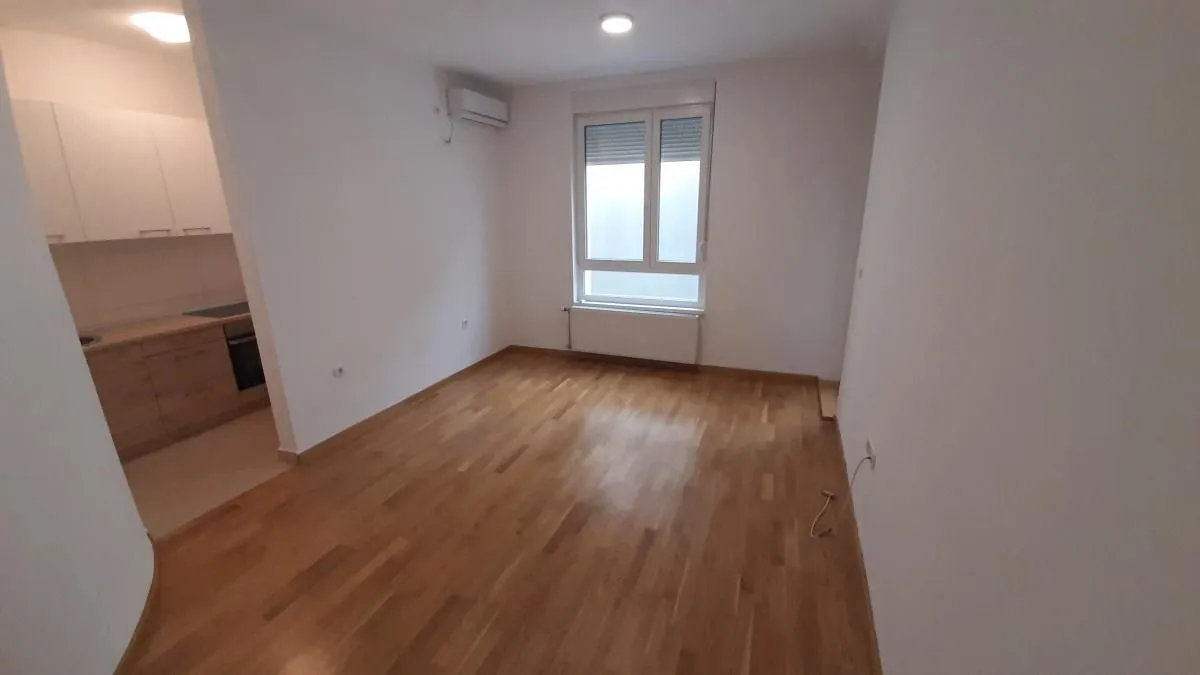 Izdavanje, dvosoban stan, 53m2, Spens, Novi Sad, Novi Sad