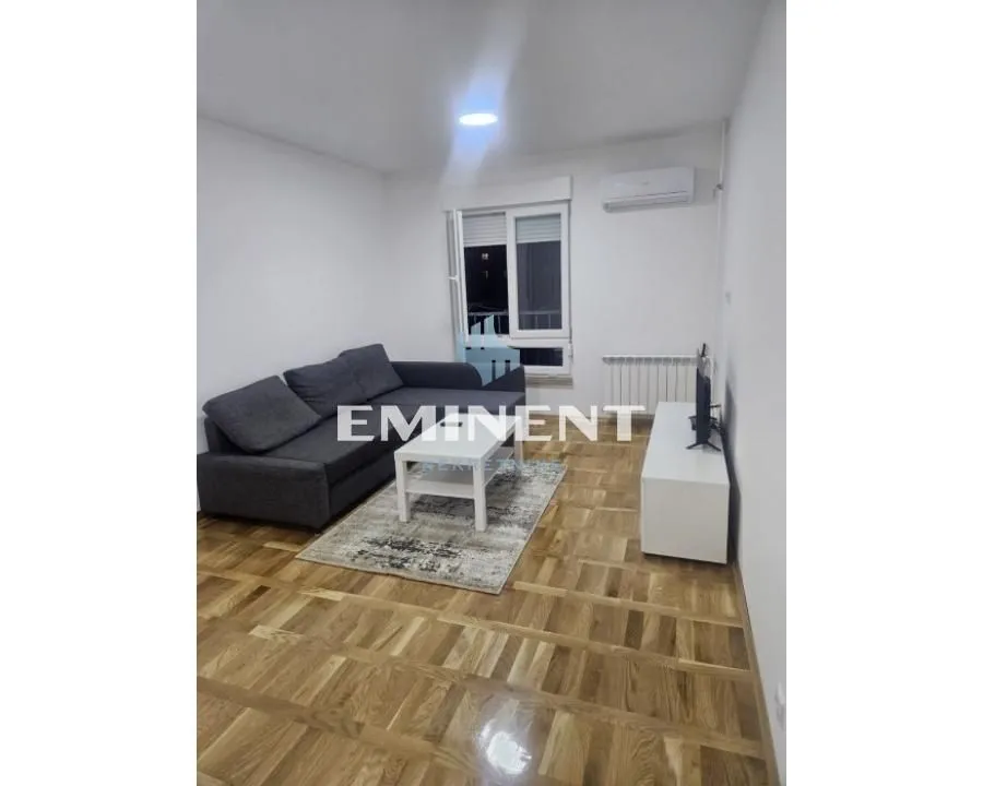 Izdavanje, dvosoban stan, 50m2, Novi Beograd Blok 64, Novi Beograd, Beograd