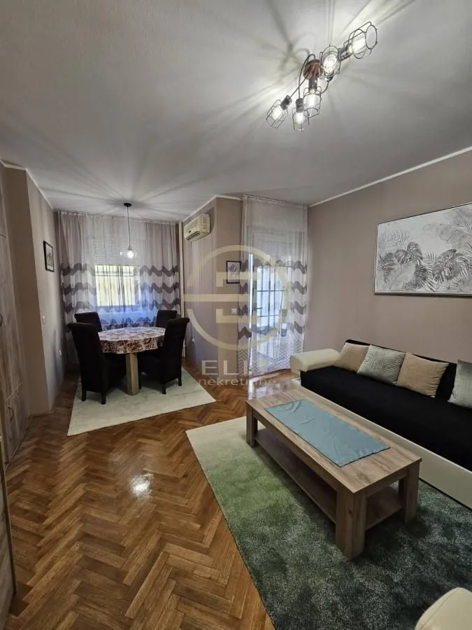 Izdavanje, jednosoban stan, 44m2, Stari grad, Novi Sad