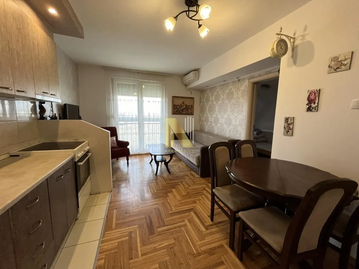 Izdavanje, jednosoban stan, 34m2, Bulevar patrijarha Pavla, Novi Sad, Novi Sad