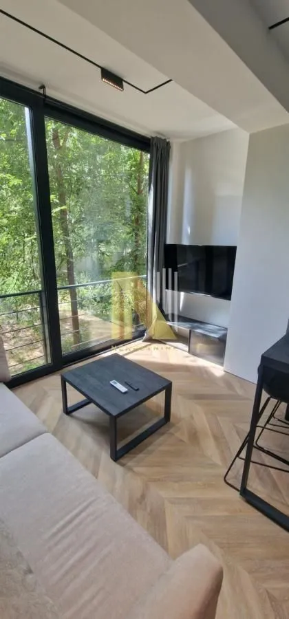 Izdavanje, dvosoban stan, 39m2, Stari grad, Novi Sad