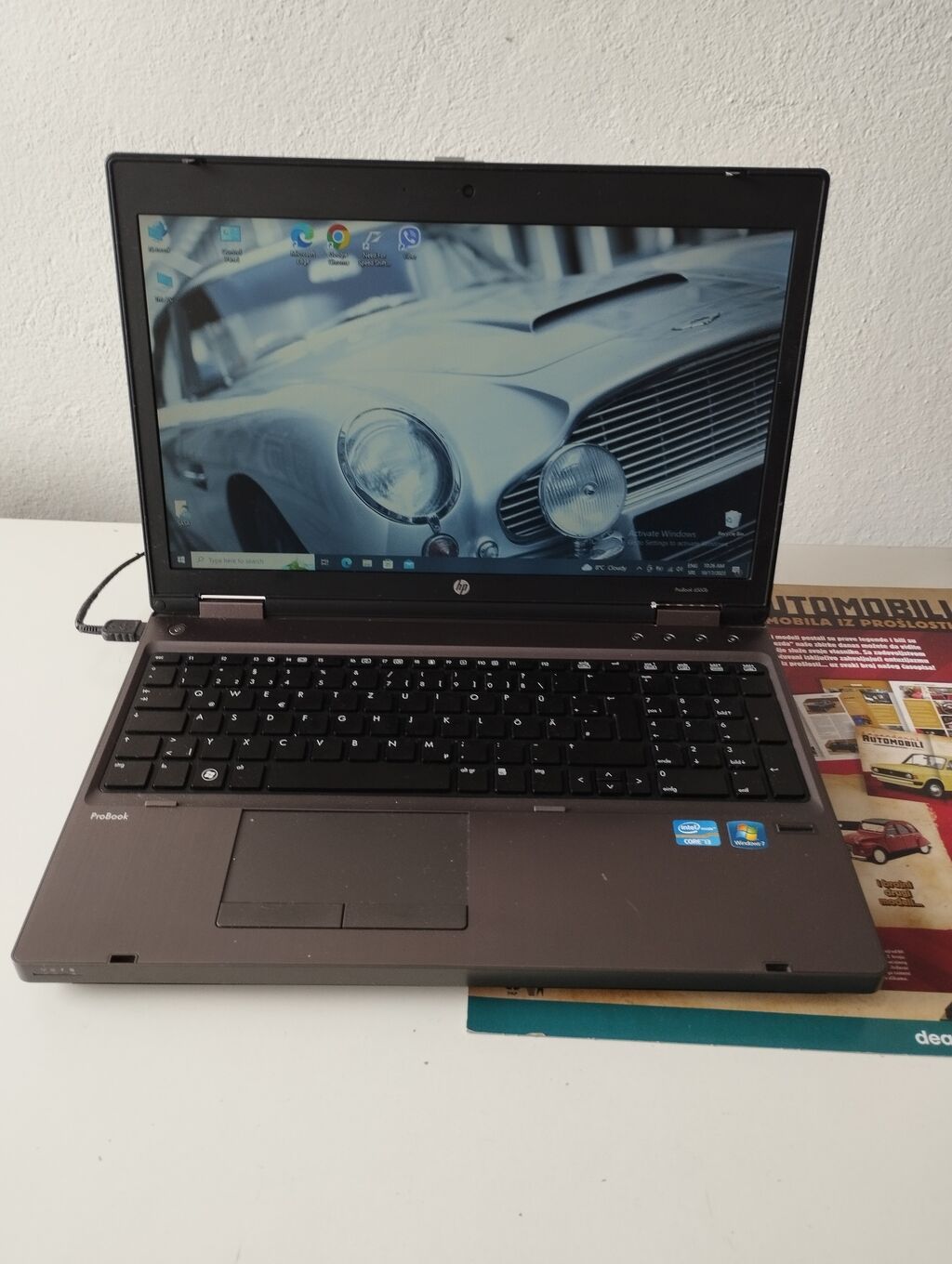 Laptop izuzetan windows 10. Cena 150e