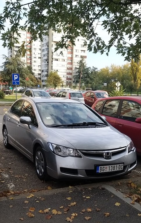 Honda Civic: 1.8 l | 2007 г. Limuzina