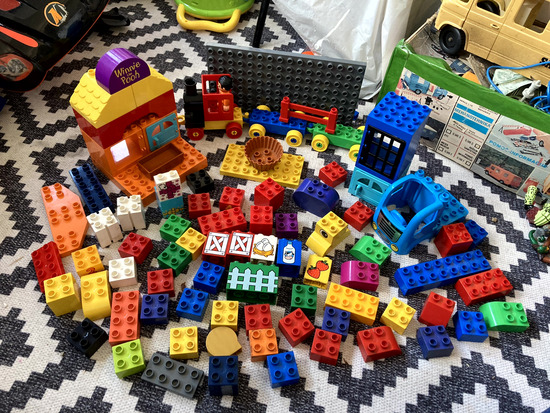 Lego duplo veliki lot kockica,tabla i vozic