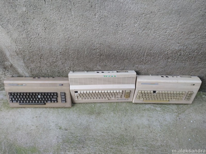 Commodore 64 C64 + C64C + C64G 3 razlicita