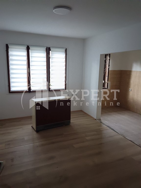 Dvosoban stan, 70 m2, Duvanište, Nikole Uzunovića ID: i-010275