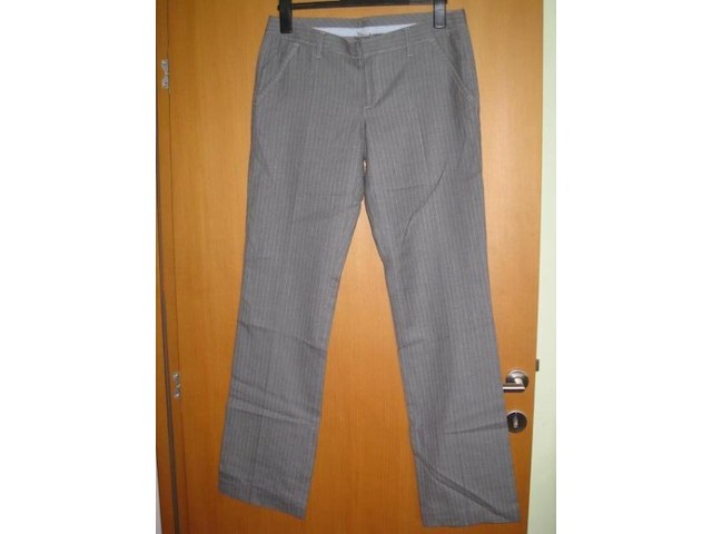 ELEGANTNE PANTALONE *ESPRIT* (vel.D-38, UK-12,I-42)