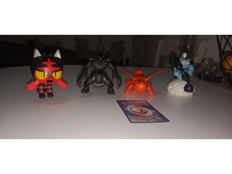 Pokemon Figure Lot