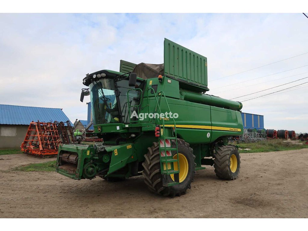 Prodaje se John Deere S690 kombajn za žito na aukciji