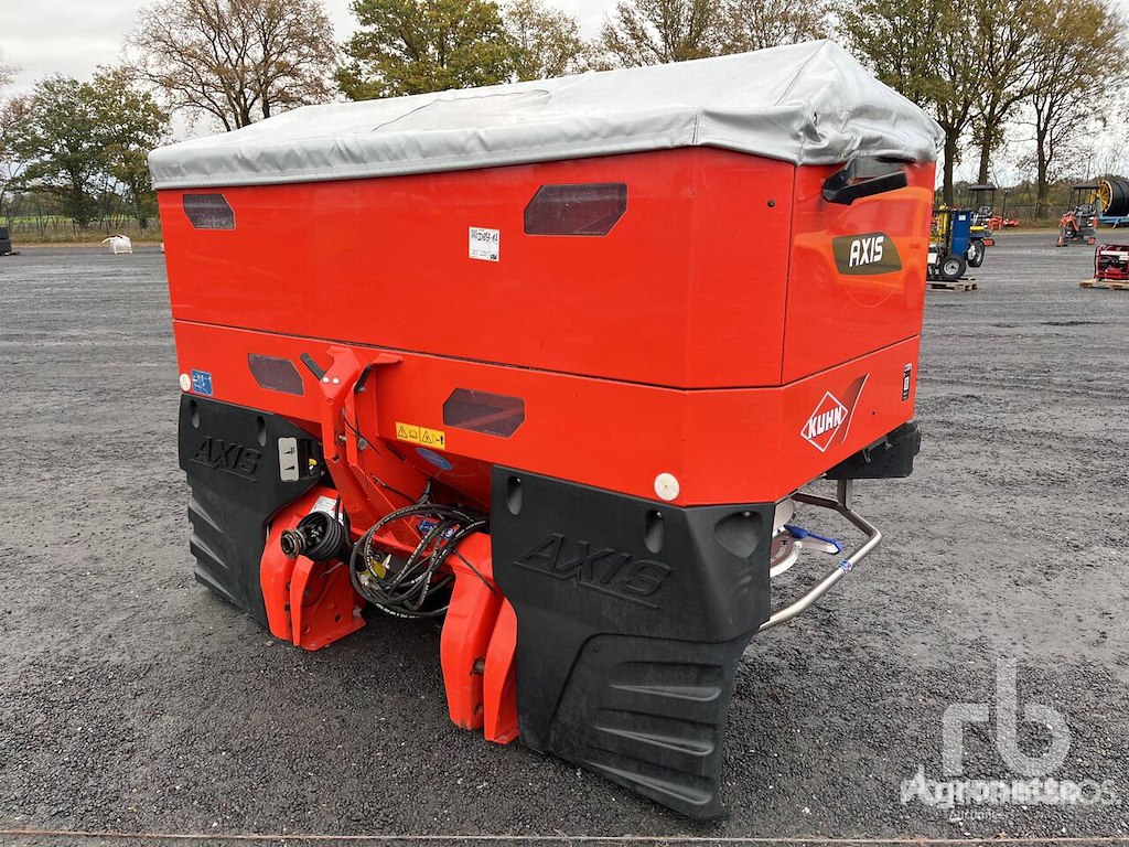 Prodaje se Kuhn AXIS M 30.2D 1200 L nošeni rasipač na aukciji