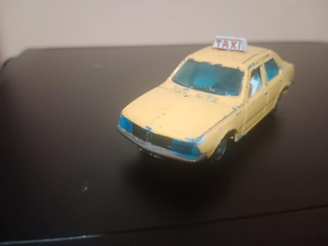 Renault 18- taxi- majorette