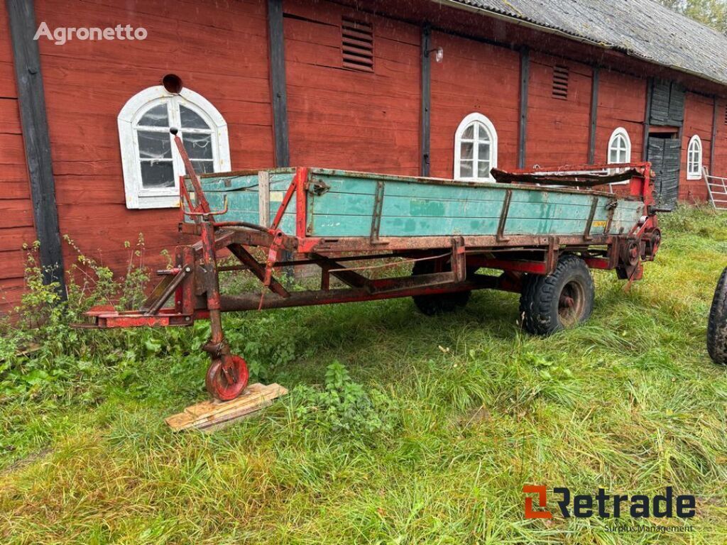 Prodaje se Traktorvagn traktorsku prikolicu na aukciji