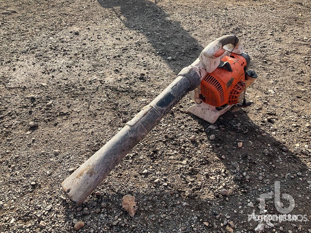 Prodaje se Stihl BG86C duvač na aukciji