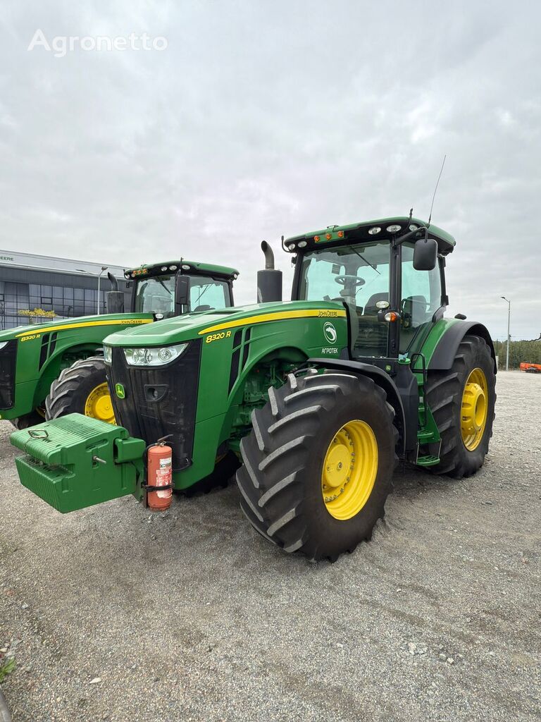 John Deere 8320R traktor točkaš