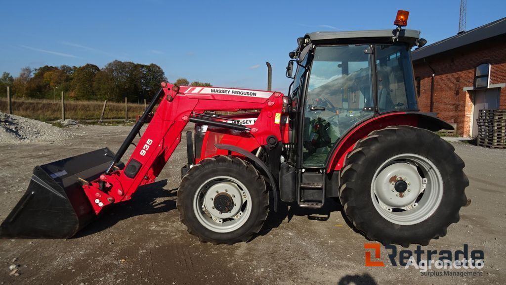 Prodaje se Massey Ferguson 3635 traktor točkaš na aukciji