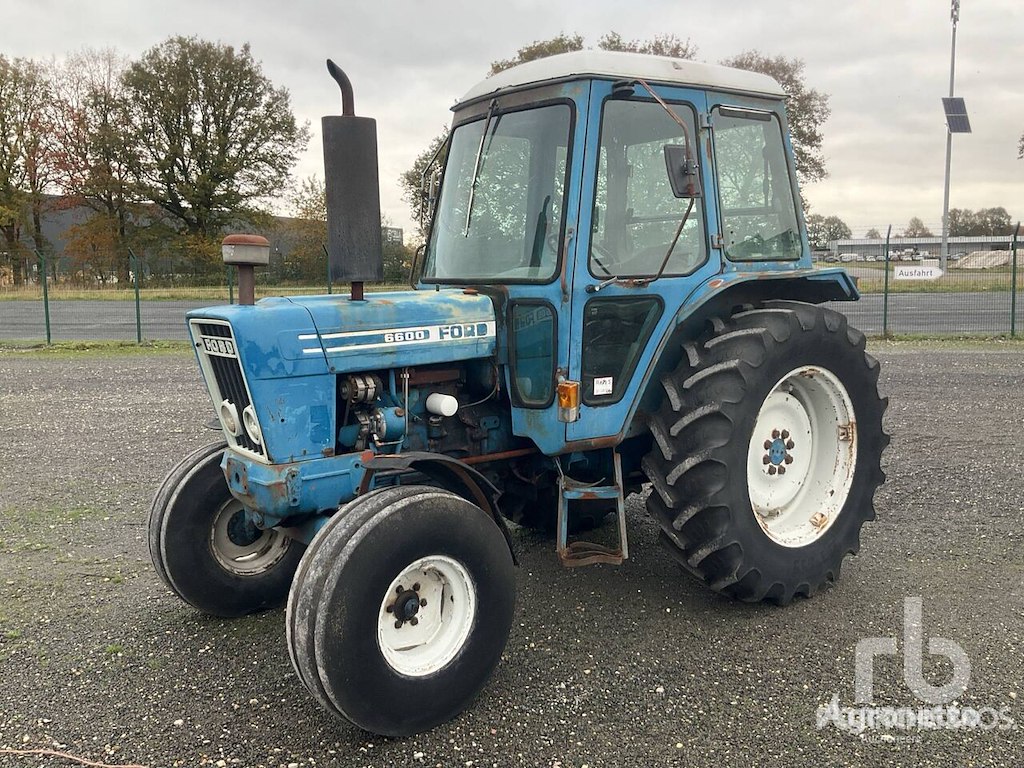 Prodaje se Ford 6600 traktor točkaš na aukciji