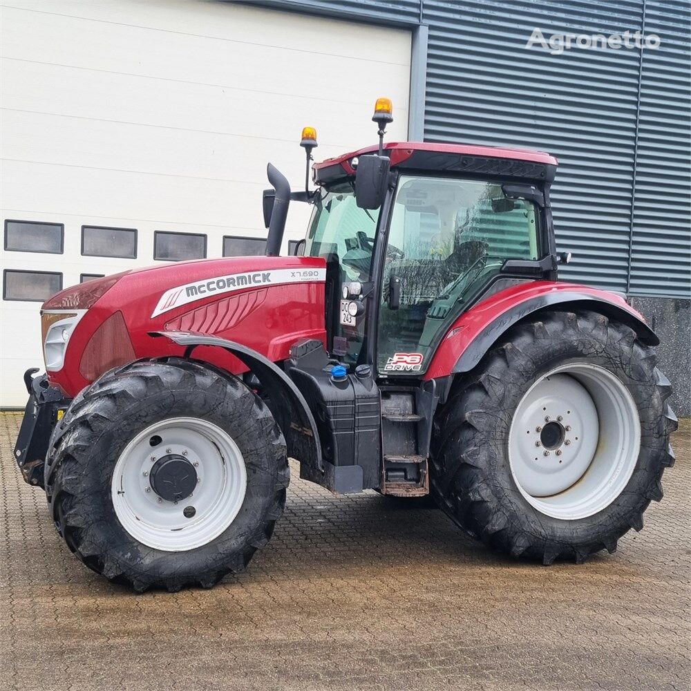 Prodaje se McCormick X7.690 traktor točkaš na aukciji