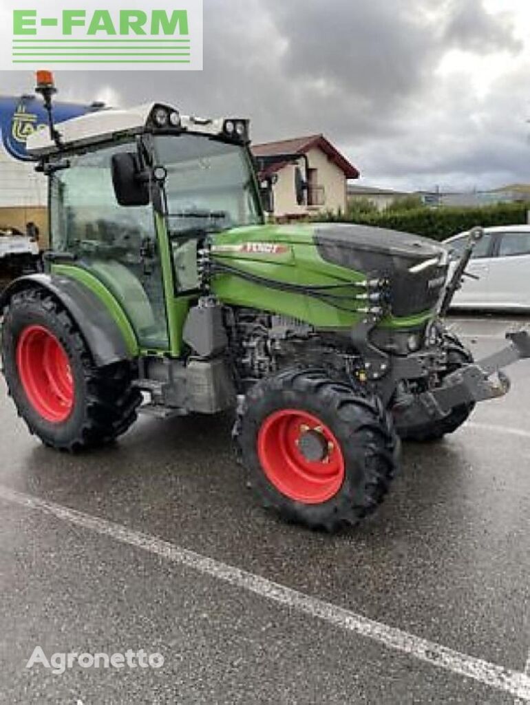 Fendt 210p profi traktor točkaš