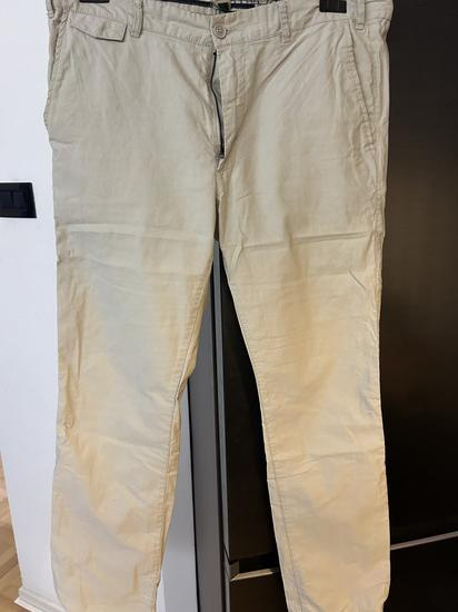 Bez pantalone