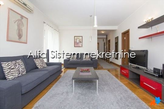 Beograd, Dedinje, Stan, 3.0, 82m2