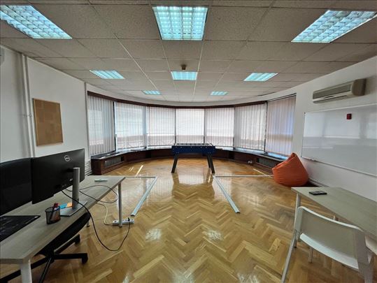 Renovated Office Space, 400m2,Takovska