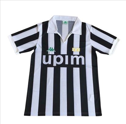 Juventus 1991/1992 domaći dres