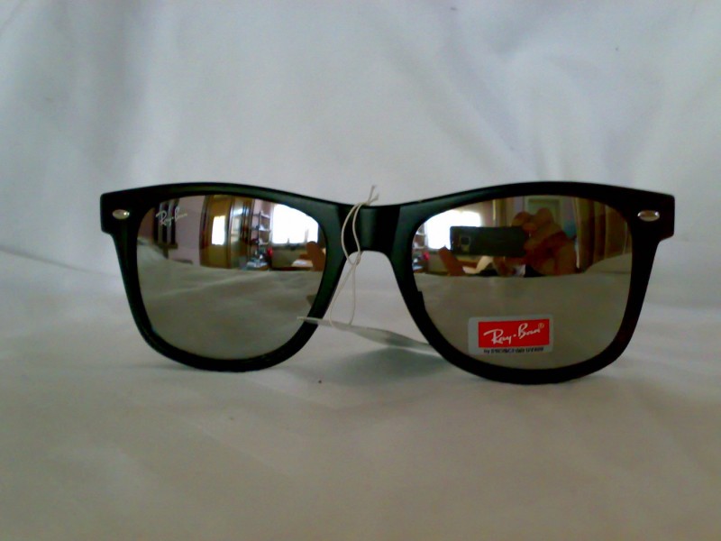 Ray-Ban Wayfarer RB2140