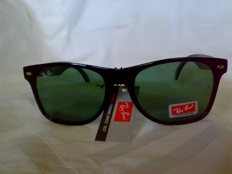 Ray Ban Wayfarer RB8020