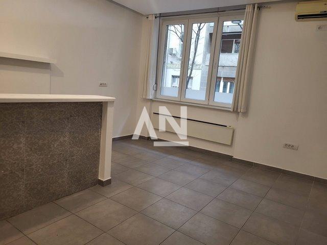 Stari grad, Centar, Trg, Braće Jugovića, renta ID#58189 750 €