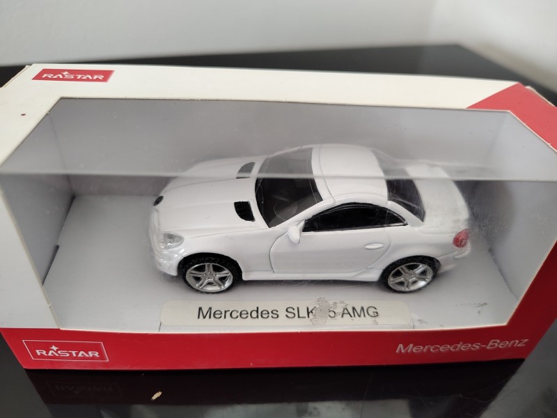 Rastar Mercedes SLK55 AMG Razmera 1/43