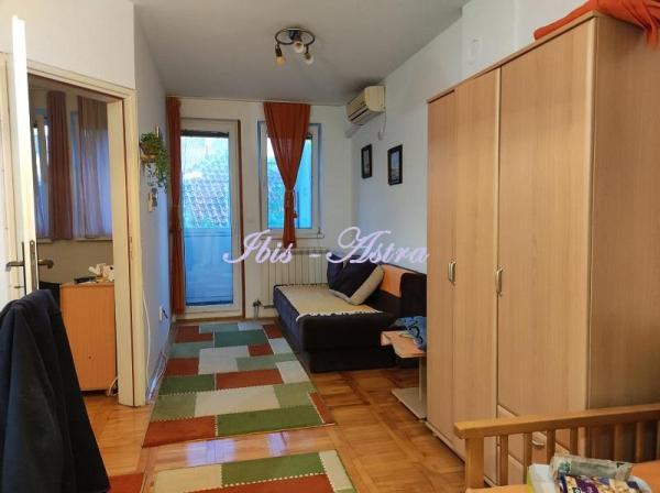 Nikole Simića, Jednoiposoban stan za izdavanje, 40m2, 370€