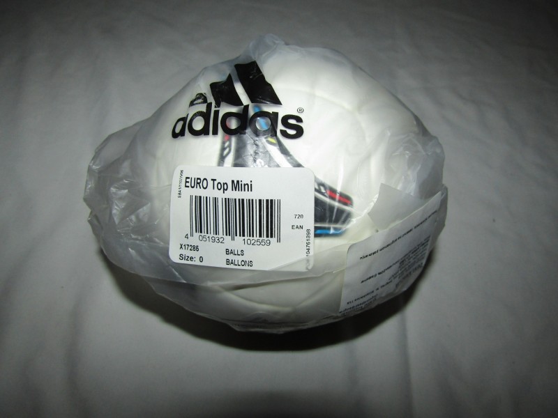 Dve Adidas fudbalske mini lopte EURO 2012 NOVO