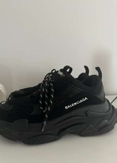 Balenciaga triple s