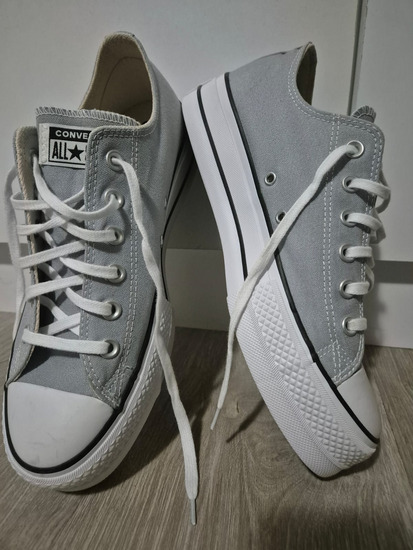 Converse nove patike